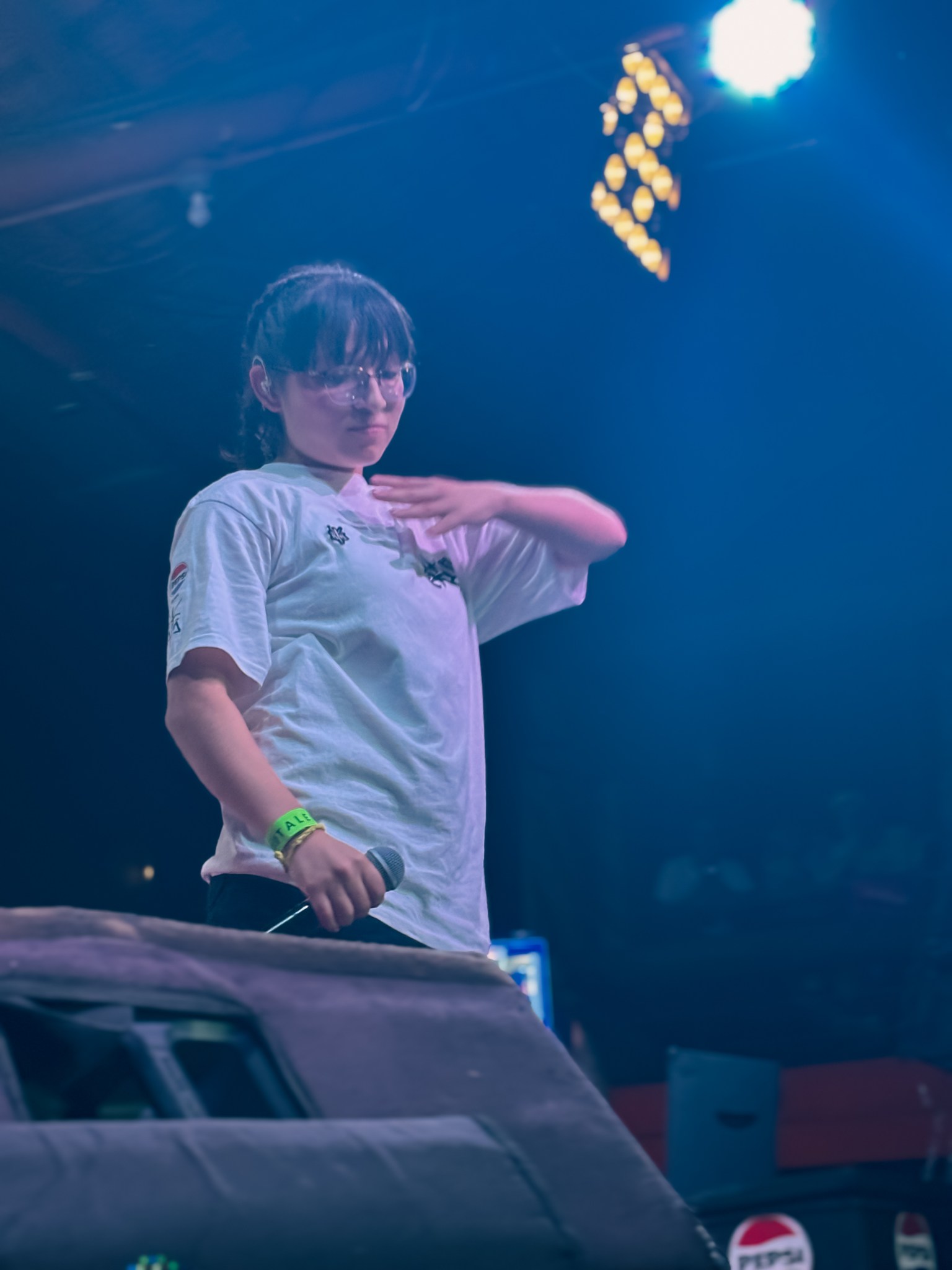 Azuky: El debut de la niña galáctica en FMS – BLUM MAGAZINE